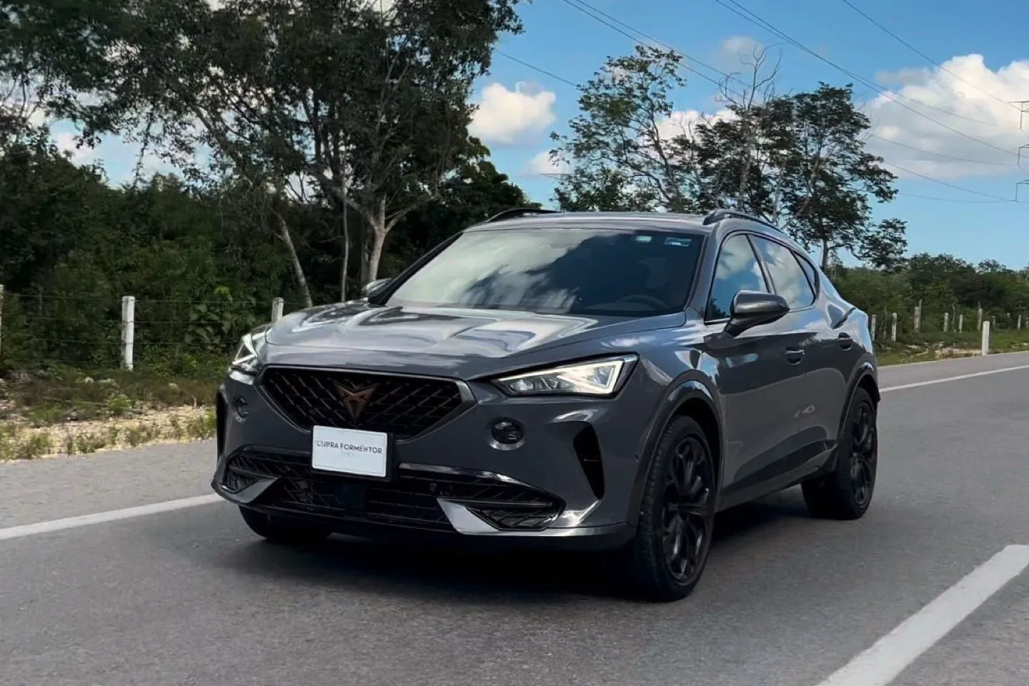 Cupra Formentor PHEV – Diferencia lineal – La Cochera | Sergio Oliveira